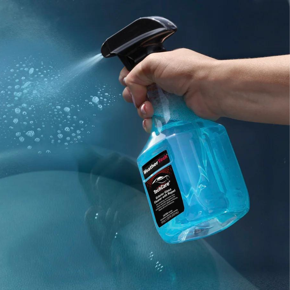 TechCare Exterior Glass Cleaner with Advanced Water Repellency