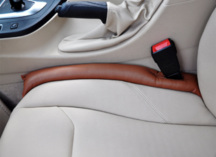 Prevents items from falling in between seats with Gap Filler